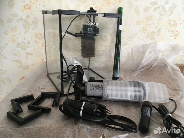 Аквариум aquael 10 л, новый с сифоном и декорациям